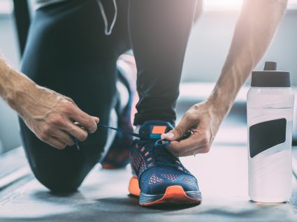 6 exercícios de aquecimento que deve fazer antes de treinar