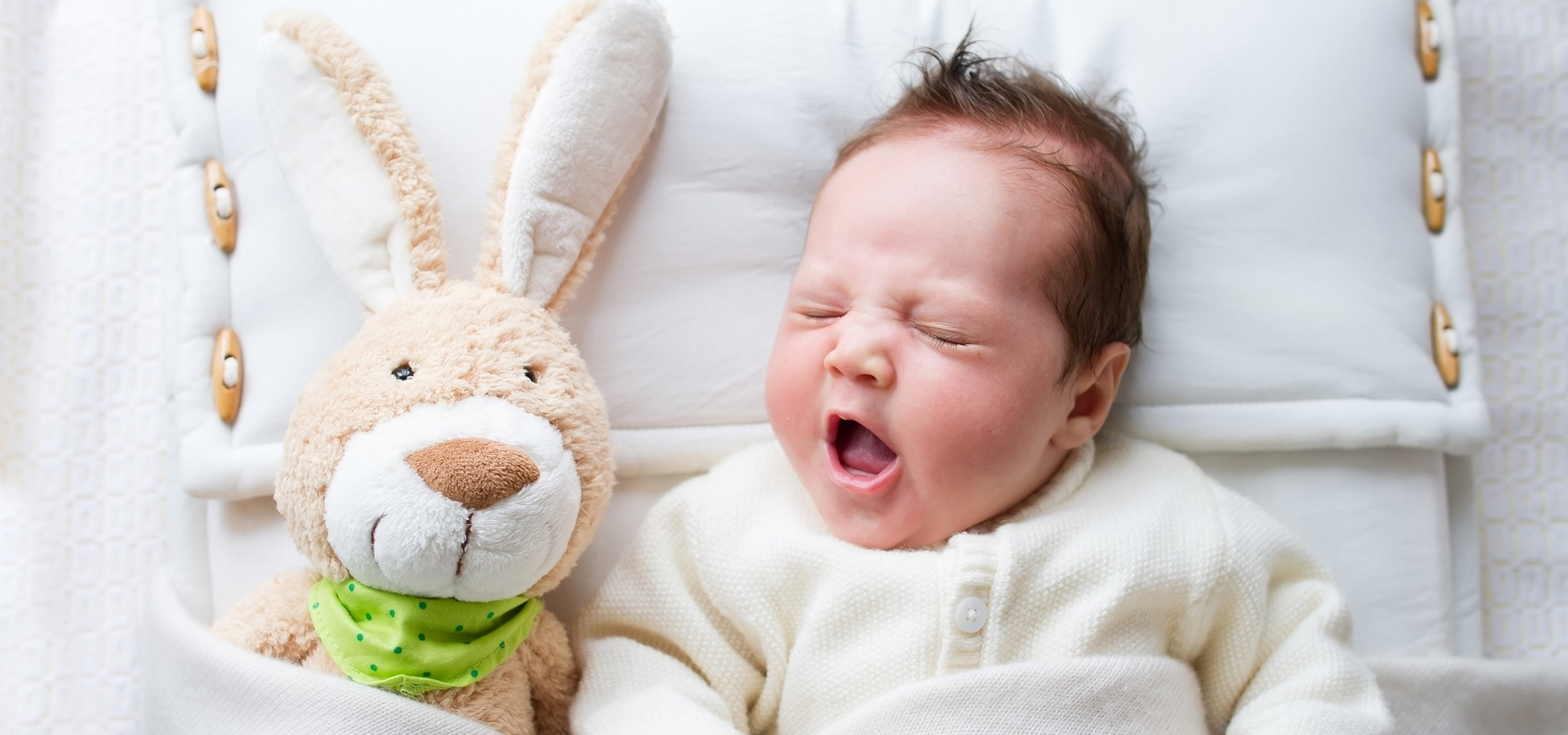Bebés: conjuntos para menino e menina perfeitos para a Páscoa