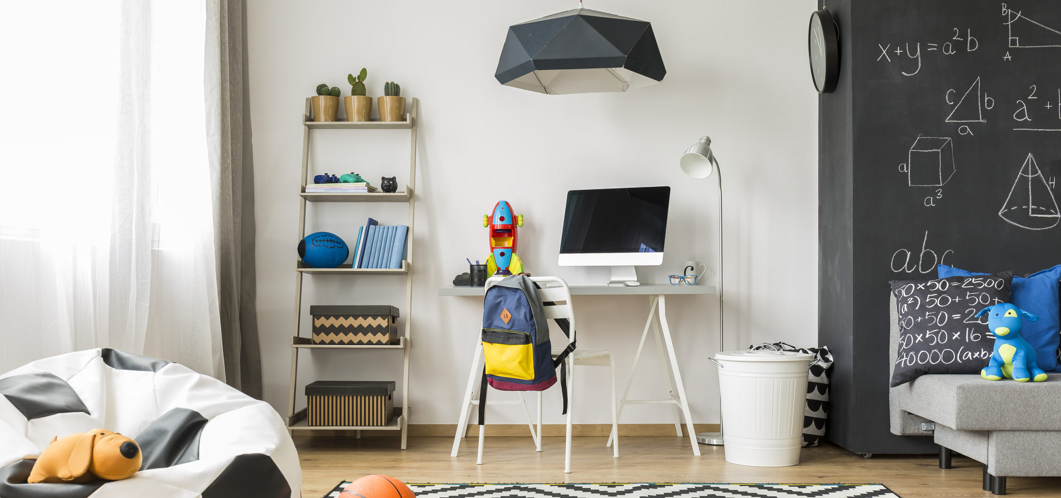 Regresso às aulas: preparar local de estudo por menos de 95 euros